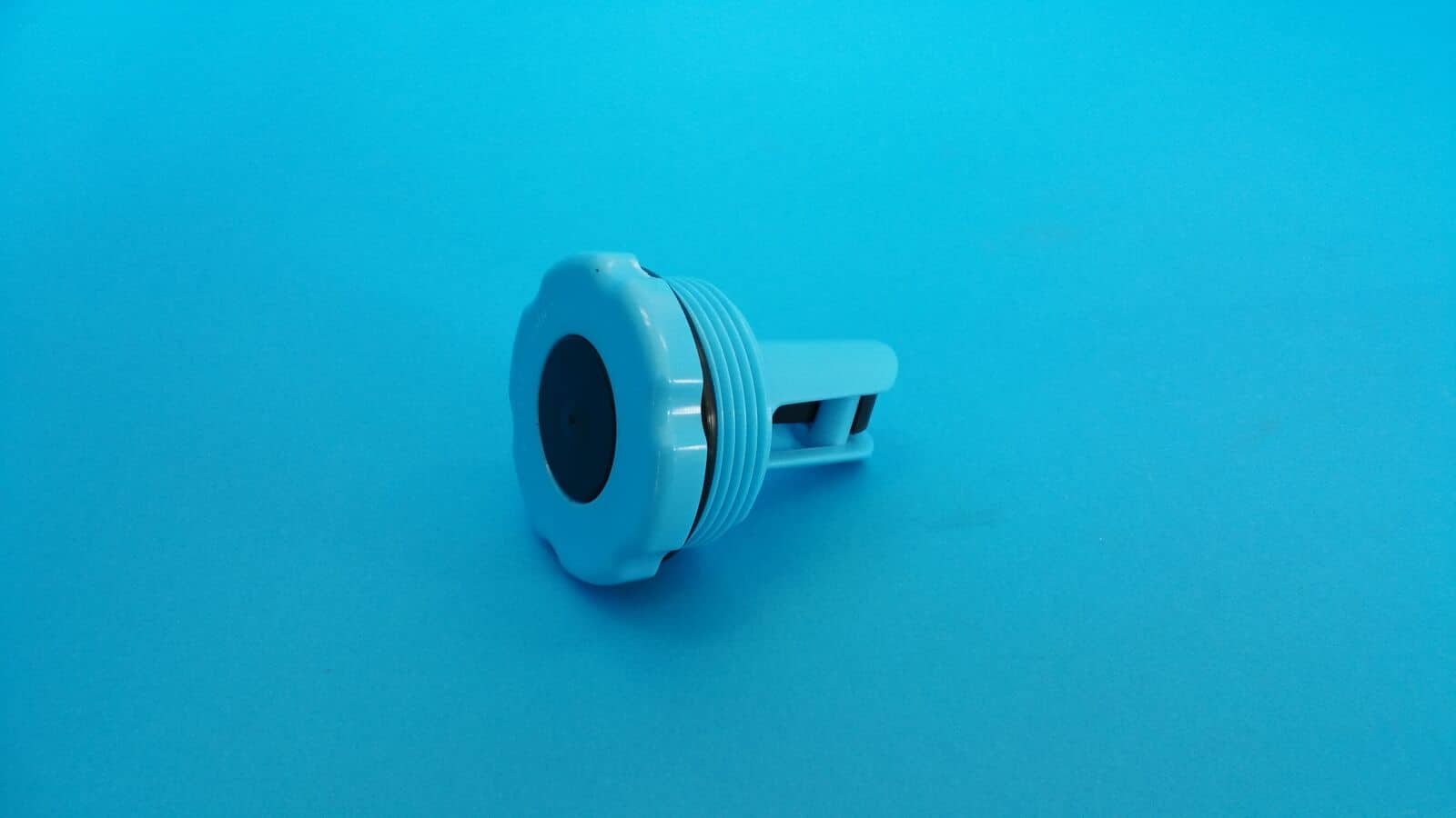 1.5 Inch (In) Bungee Blow Through Plug - Halogen Supply Company
